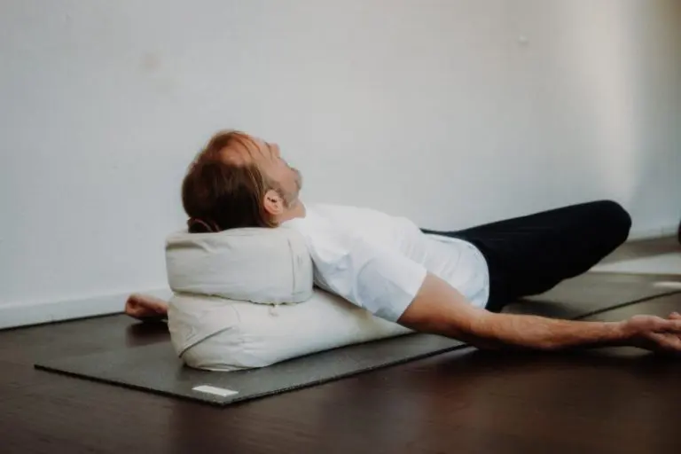 Blind Yoga - A conversation with Johann Mühlbauer